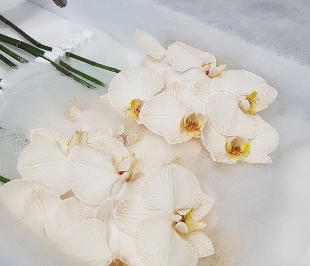Funeral Arrangements and Flowers | Bespoke Tributes | WILDbella Florist